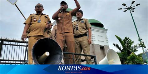 Gaji Kepala Desa Vs Lurah PNS Mana Lebih Tinggi