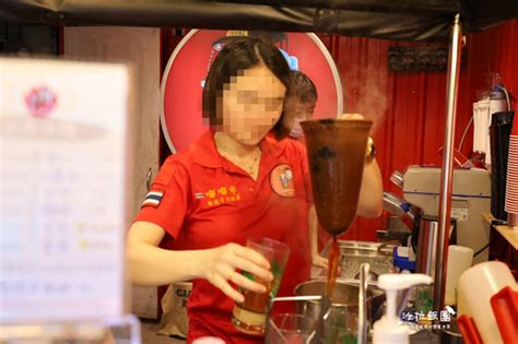 嘟嘟車造型「泰」吸睛！宜蘭曼谷手沖奶茶 煉乳香濃醇還可調甜冰 Ettoday旅遊雲 Ettoday新聞雲