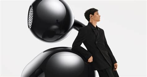 How The C Bridge Design Makes Huawei Freeclip The Stylish And