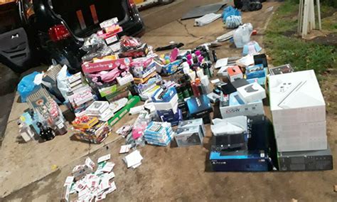 Mercadorias Sem Notas Fiscais São Apreendidas Pela Polícia Rodoviária