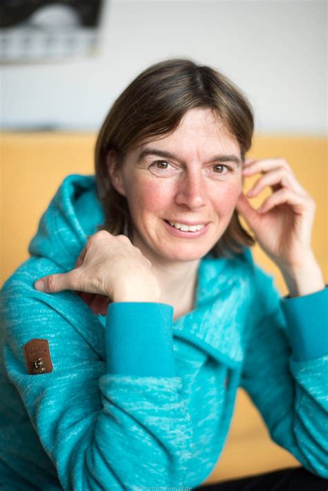 Sandra Hecker Tv Forsbach 1914 Ev