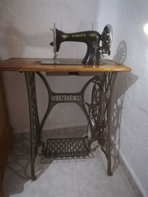 Máquina De Coser Antigua Singer De Segunda Mano Por 200 Eur En Los
