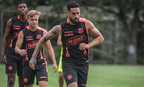 Barcelona Francisco Fydriszewski el goleador que llegó en silencio