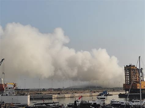 Update Kebakaran TPA Suwung Separuh Lahan Terbakar BPBD Kerahkan Alat