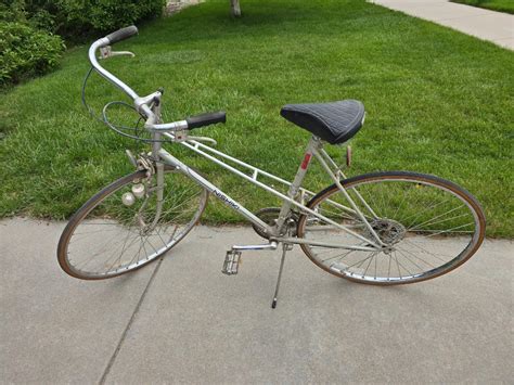 Vintage Nishiki Womens 10 Speed Road Bike Classic Steel Frame