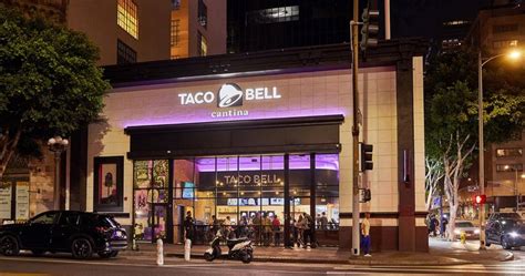 Taco Bell Cantina Opens In Downtown La Qsr Web