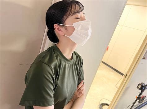 白石麻衣staff On Twitter 今夜2200〜フジテレビ系『 テッパチ！ 』第9話放送です！🪖 連日の撮影でおねむの白石さん