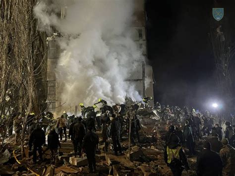 Нічна атака Шахедів в Одесі влучання по багатоповерхівці є жертви ФОТО ПІК ПІК