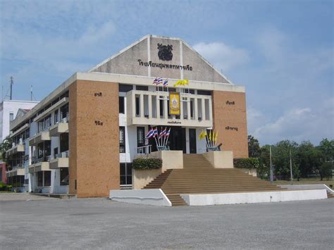 กองทัพเรือ ร่วมกับ โรงเรียนดุริยางค์ทหารเรือ Facebook