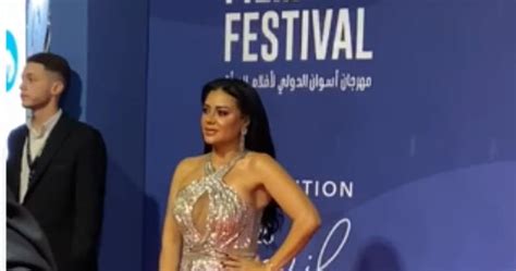 رانيا يوسف تخطف الأنظار فى حفل افتتاح مهرجان أسوان الدولى للمرأة