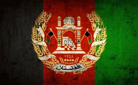 Donya Dinz گرچه گیسوی شما دائم پریشان بهتر است بیش از این از من نگیری