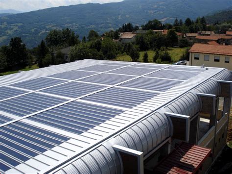Încă o veste proastă pentru oamenii care şi au montat panouri solare acasă scade dramatic