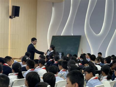 【利剑护蕾】普法宣讲进校园 预防霸凌护成长澎湃号·政务澎湃新闻 The Paper