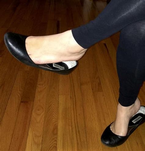 Classic Black Flats 🖤 R Sexyshoeplay