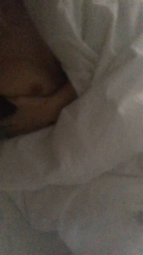 Ella Jolie Topless 5 Pics Video TheFappening