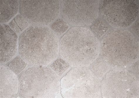 Tumbled Refined Limestone Versailles Surface