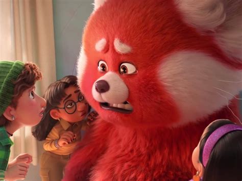 Turning Red Review A Refreshingly Un Queasy Puberty