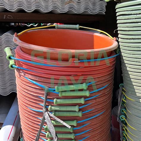 Jual Ember Cor Merah Shopee Indonesia