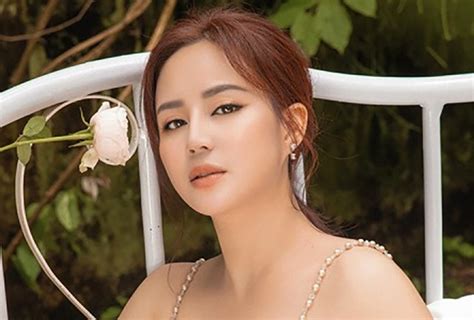 CĐM xôn xao nghi Vy Oanh gặp biến căng nữ ca sĩ và chồng nói gì về