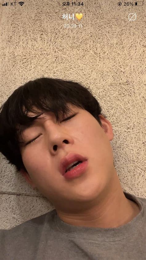 몬광챙 On Twitter 무슨 심각한 일 있는 거 아님 1 진라면 만두 넣어먹는 생각 중 2 밀면에 만두 조합 생각 중 3