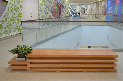 Мебель для кафе баров и ресторанов купить в Москве по ценам от производителя