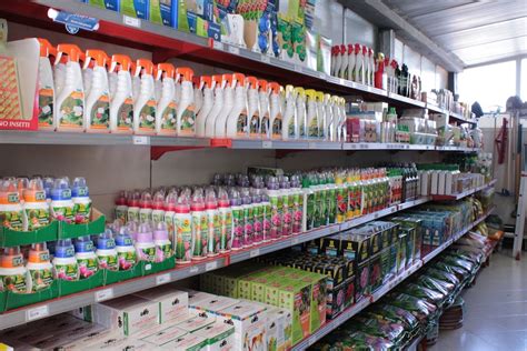 FITOSANITARI E FERTILIZZANTI V I P Garden