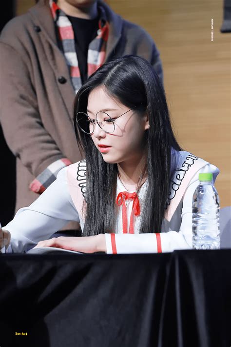 [이달의소녀]현진 걸그룹 갤러리 에펨코리아