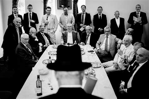 Eli And Chloe Liam Collard Photography For Print 1132 Smashing The Glass Jewish Wedding Blog