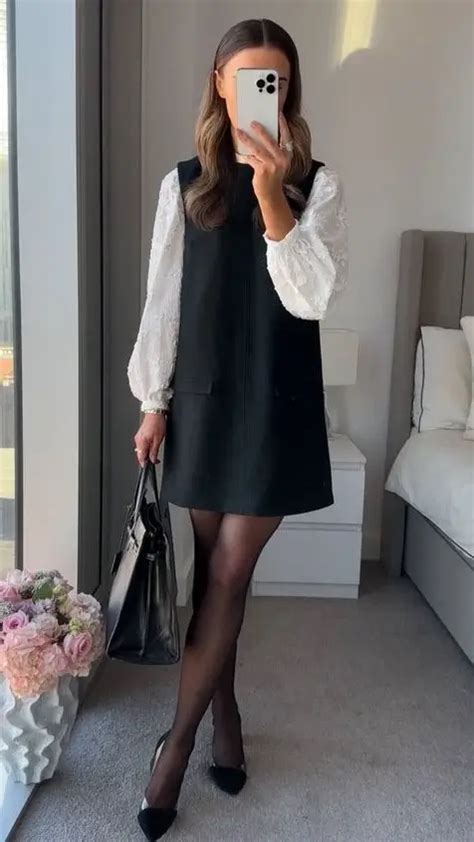 What To Wear To A Networking Event Woman 2024 Success