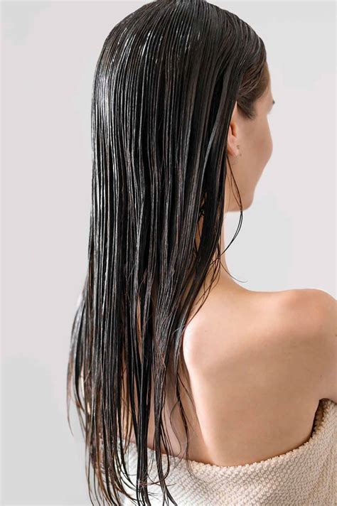 बालों की देखभाल कैसे करें Home Remedy For Hair Thickness Herzindagi