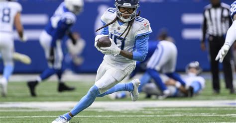 Espn Reports Titans Finalizing Trade That Would Send Deandre Hopkins To