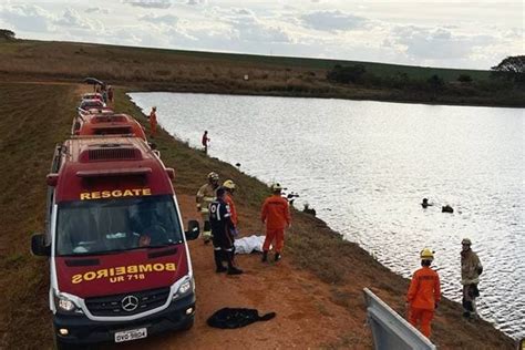 Vídeo Três Crianças Morrem Afogadas Após Carro Cair Em Lagoa No Df