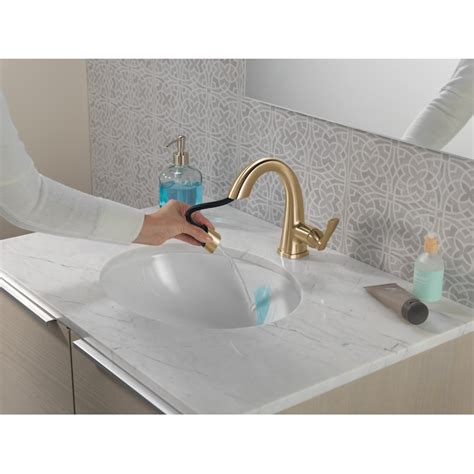 Delta Stryke Lumicoat Champagne Bronze Single Hole 1 Handle Watersense