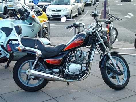 Hyosung Cruise II Moto ZombDrive