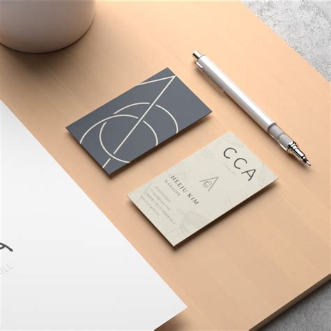 캐주얼한 로고와 텍스트가 눈에 띄는 그릴요리 전문 펍 명함 디자인 명함 포트폴리오 크몽