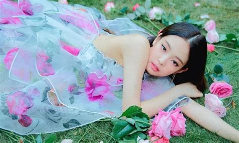Jennie S Solo MV Surpasses 800 Million Views On YouTube Allkpop