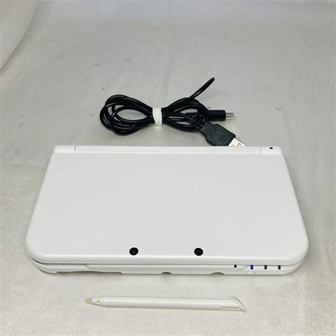 Yahooオークション 1円～ 美品 動作確認済 New Nintendo 3dsll 本
