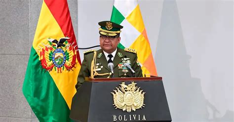 El Gobierno De Luis Arce Cambió Al Comandante De La Policía Boliviana