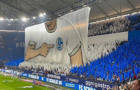 KURVENHELDEN on Twitter S04SCF Für Schalke alles geben Choreo