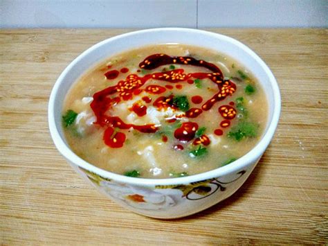 酸辣疙瘩汤 疙瘩汤器 面疙瘩汤 大山谷图库
