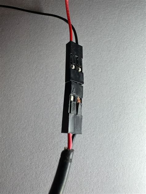 x touch esp32 2432s028r desk stand remixed by michal makerworld
