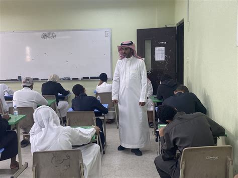 مدرسة القدس الثانوية on Twitter زيارة مدير إدارة الاشراف التربوي ب