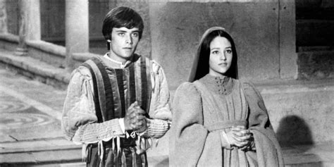 영화 로미오와 줄리엣 미성년 자 누드 아동 성 학대 혐의로 파라마운트 고소 올리비아 핫세 레오나드 위팅 네이버 블로그