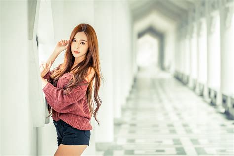 4k Asian Bokeh Brown Haired Glance Sitting Hands Shorts Hd