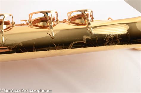 Nova Woodwinds Lacquered Brass Low A Baritone Saxophone New Great Deal
