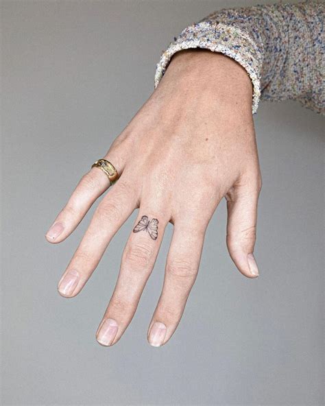 From Dainty To Daring 21 Cute Finger Tattoo Ideas To Try