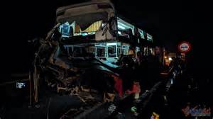 Tai Nạn 2 Người Chết Trên Cao Tốc Cam Lộ La Sơn Cách đặt Cảnh Báo