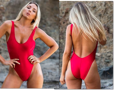 Feudális Bűnös Hízeleg Baywatch Red Bikini Tochi Fa Érvényesül Rendező