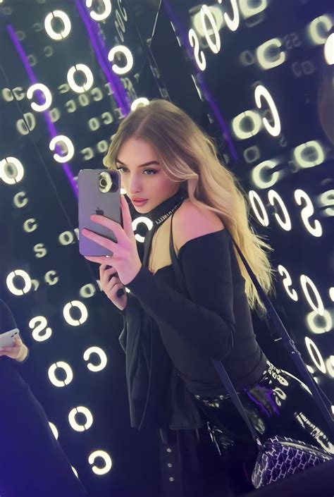 18 Yo Julia From Kyiv Ukraine Green Eyes Blond Hair Id 888968
