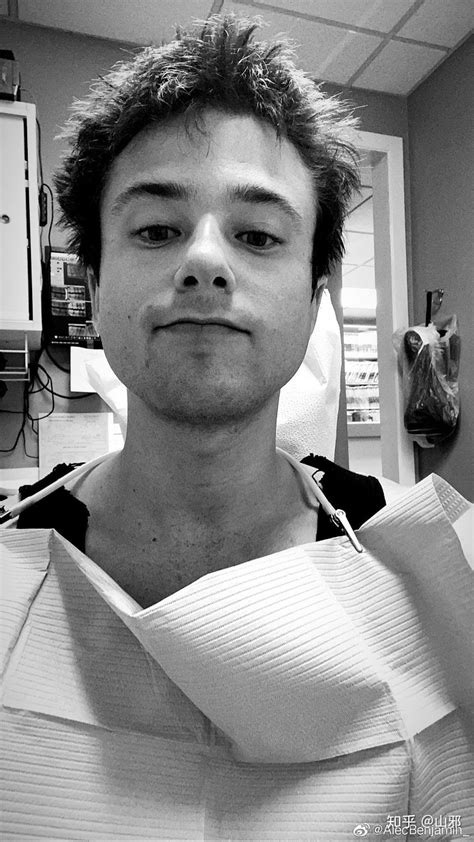 如何评价歌手alec Benjamin？ 知乎